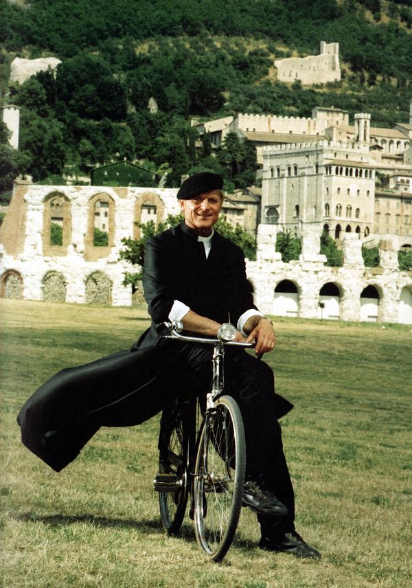 Deutschlandpremiere: Bibel TV startet Serie „Don Matteo“ mit Terence Hill